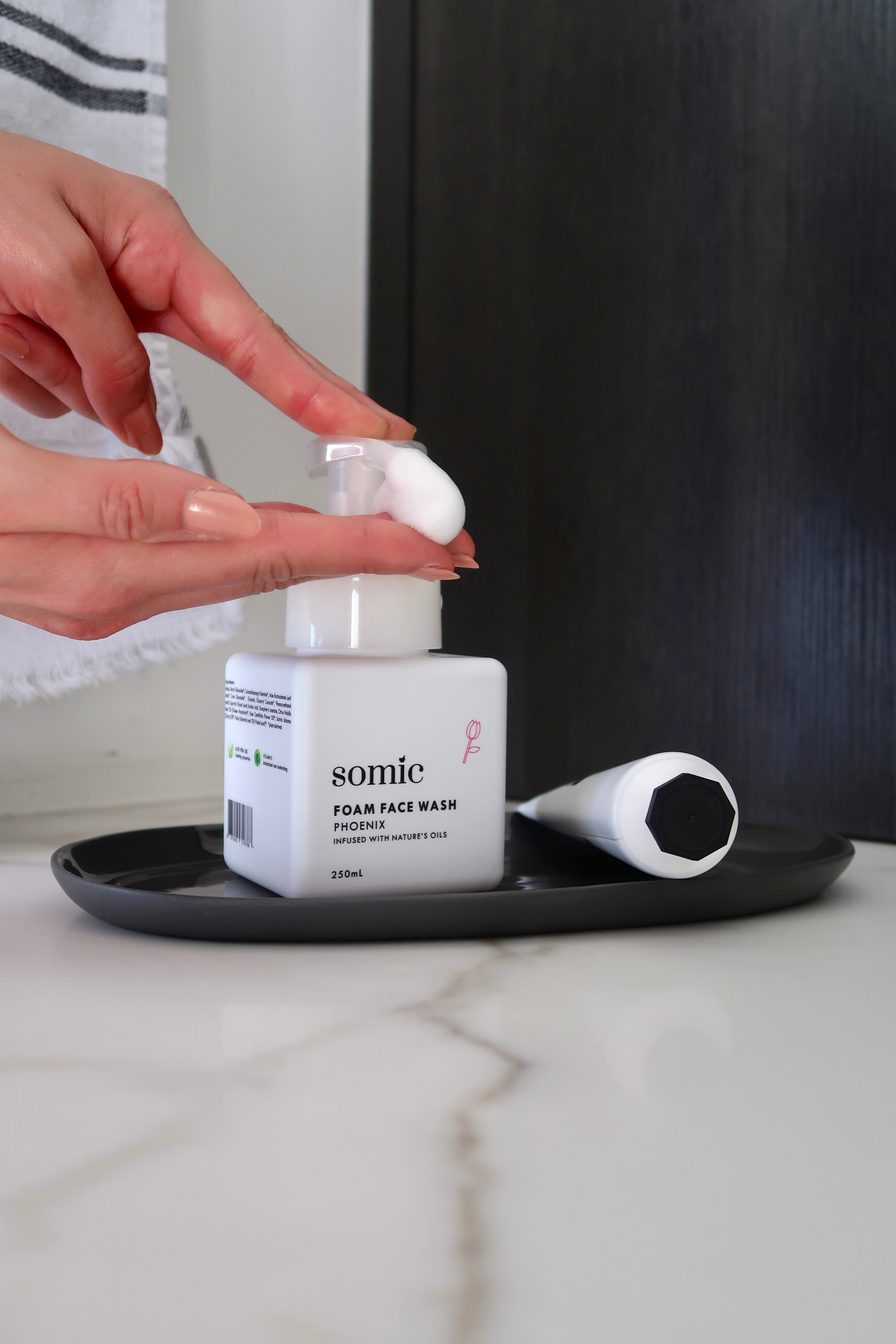 Phoenix Foam Face Wash – Somic